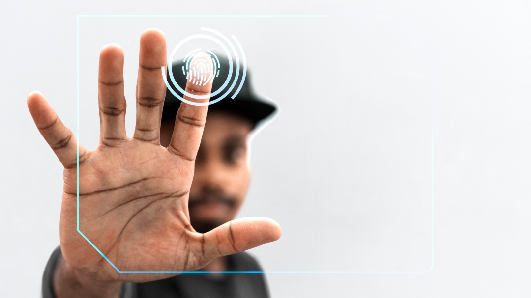 Bater ponto com a QRPoint: confira nossa tecnologia!